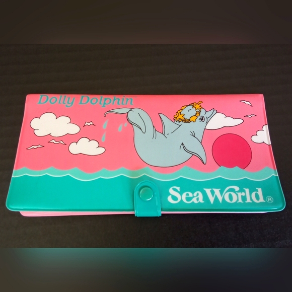 Sea World | Accessories | Vintage Sea World Dolly Dolphin Wallet | Poshmark